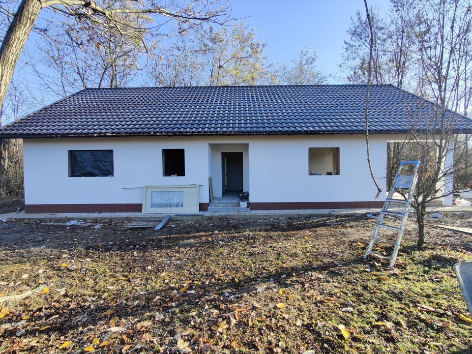Casa noua (2021) de vanzare in comuna Brebu, Prahova - proprietar ...