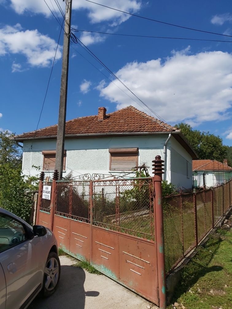 Casa de vânzare 3 camere în Haţeg - casa/vila cu 3 camere de vanzare in ...