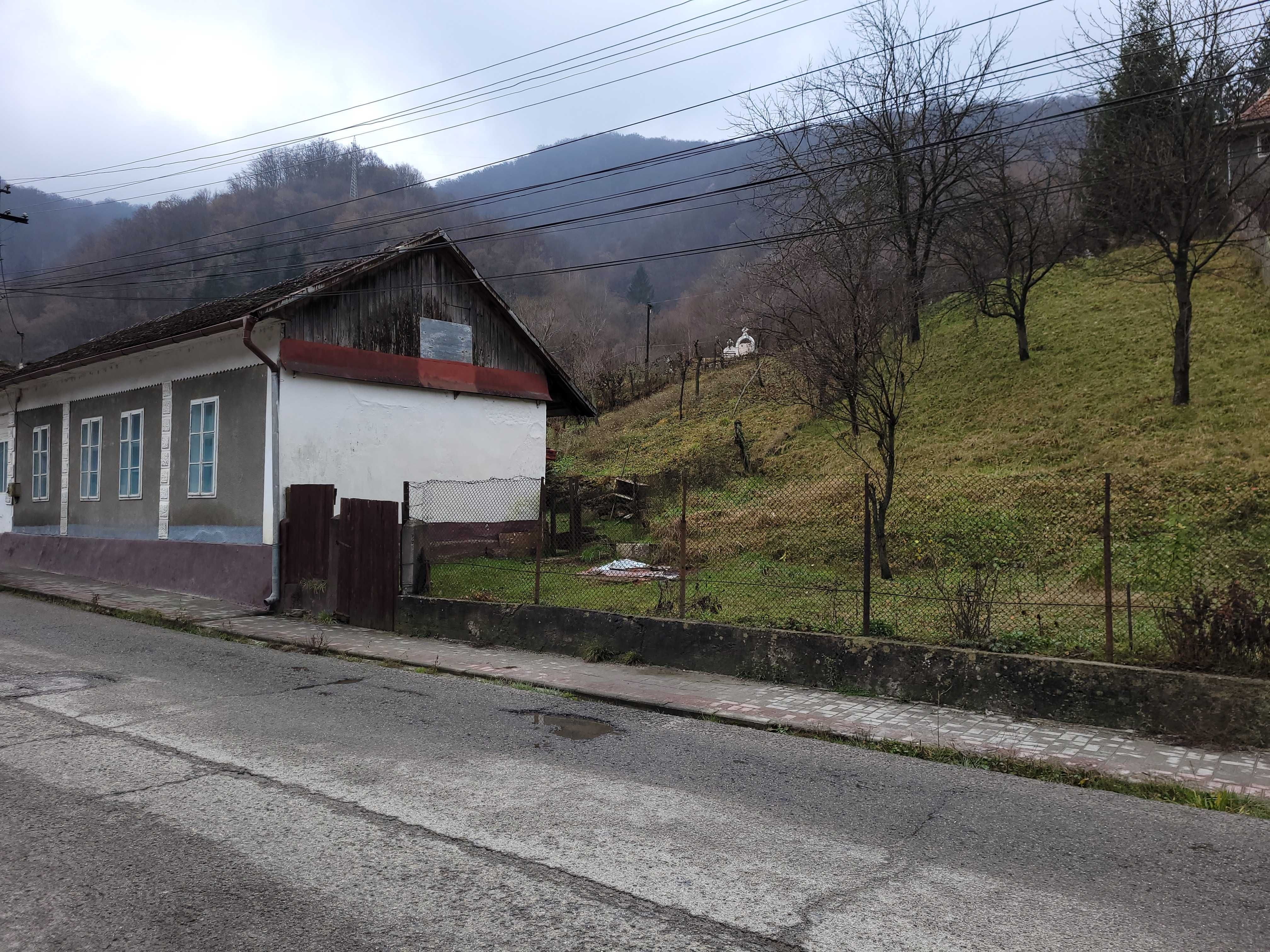 Casa de vânzare 2 camere în Rusca-Montană - casa/vila cu 2 camere de ...