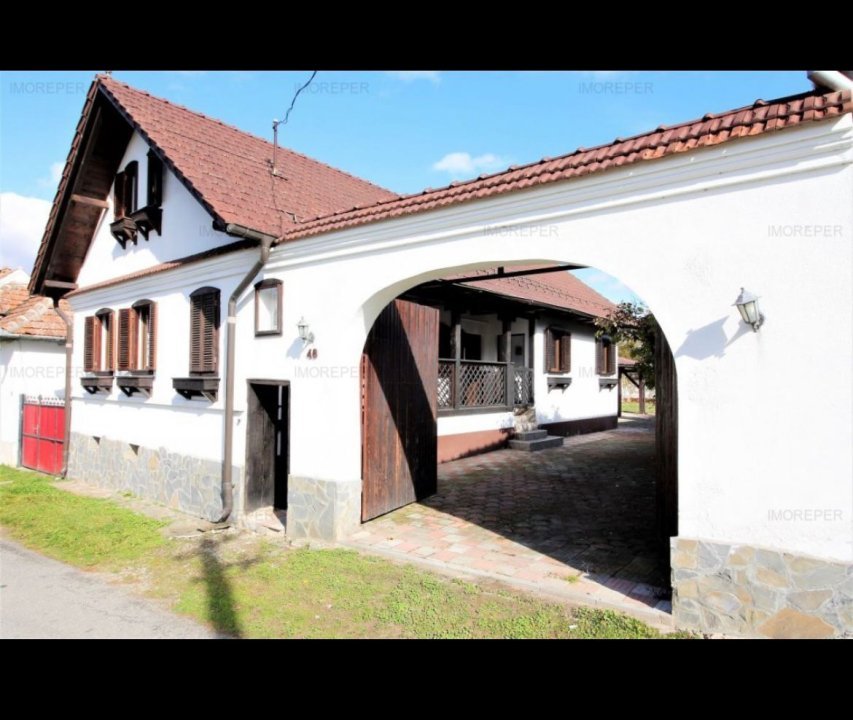 Casa de vanzare Voila, Jud. Brasov (Fagaras) - individuala cu 6 camere ...